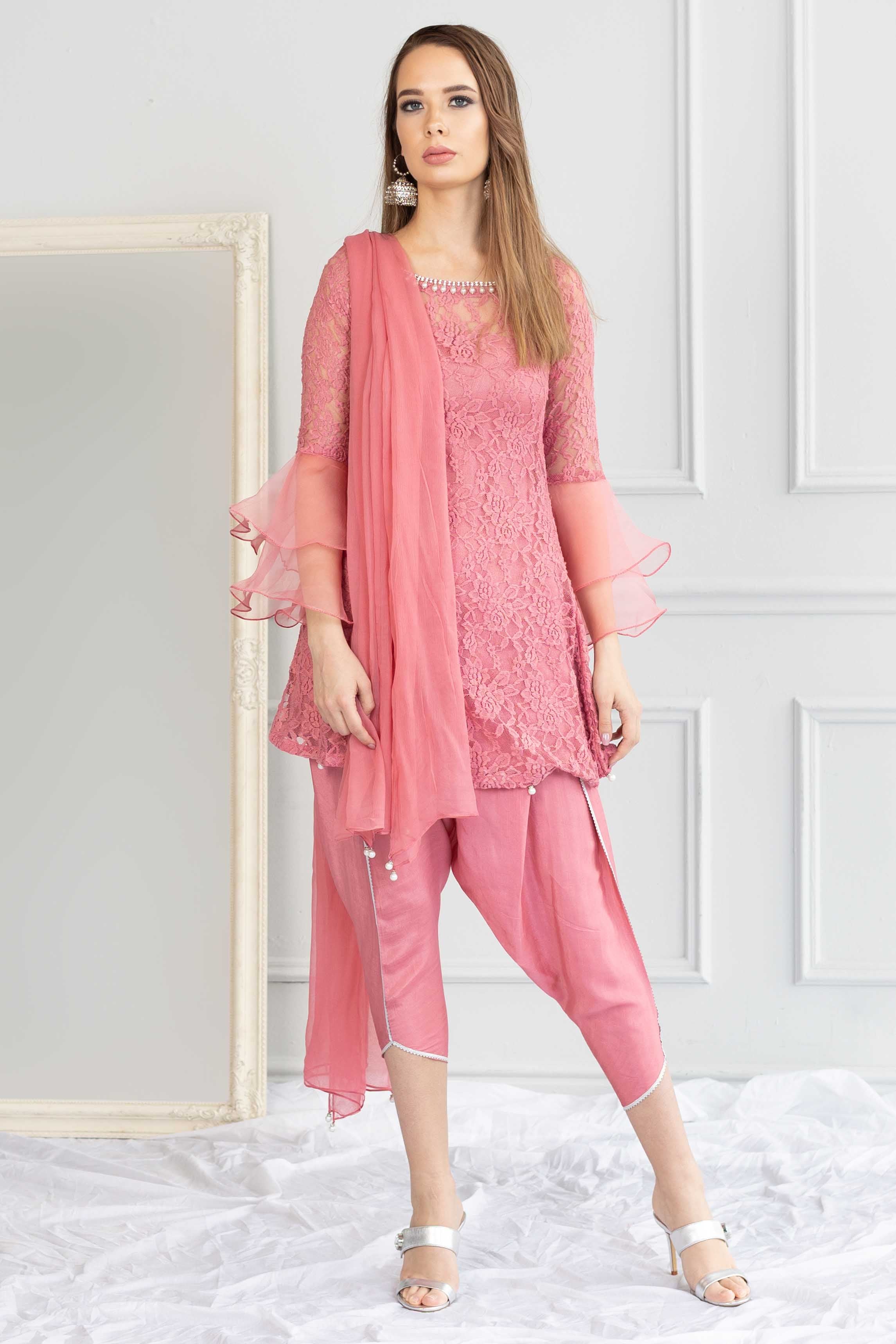 Berry – Maria Nasir